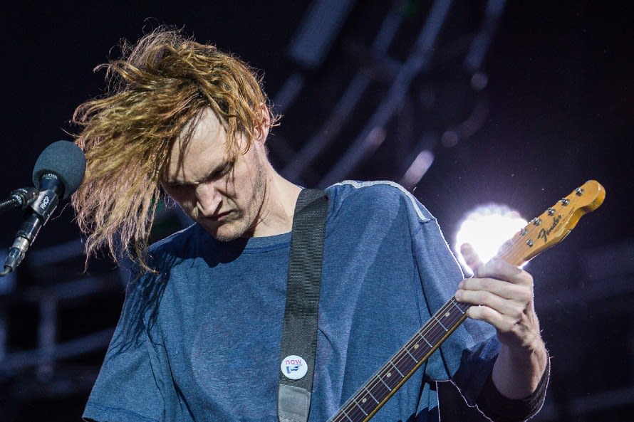 Josh Klinghoffer Says He Feels "Slight Disrespect" That RHCP Don't ...
