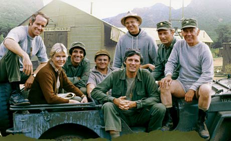A Journey Back in Time: The 43rd Anniversary Reunion of MAS*H’s Final ...