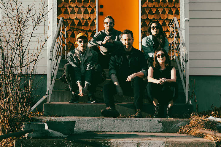 Crystal Eyes Conjure Up Hazy Ambiance on "Like a Movie" │ Exclaim!