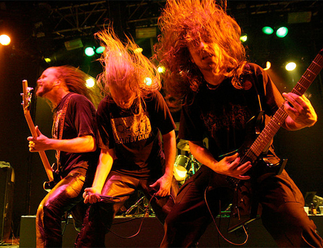 Headbanging - A Detailed Medical Analysis │ Exclaim!