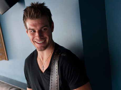 Matt Lashoff Takes A Shot │ Exclaim!