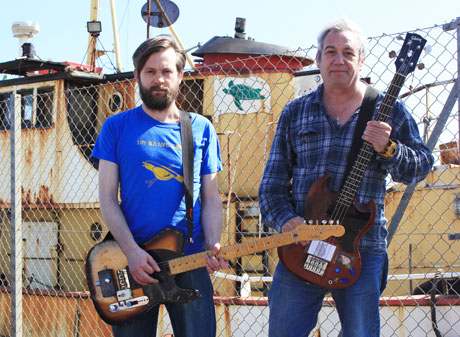 Mike Watt Explains the Origins of His CUZ Collaboration with the Go ...