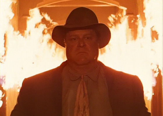 John Goodman Is Too Shy to Be Friends with Kristen Wiig, George Clooney ...