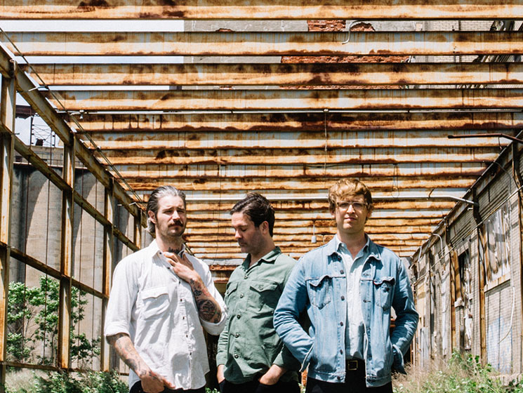 Inside the Making of METZ's 'Strange Peace' with Steve Albini │ Exclaim!