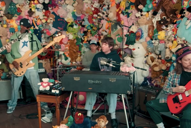 Turnstile Squeeze Seven Songs and Several Stuffed Animals into Their ...