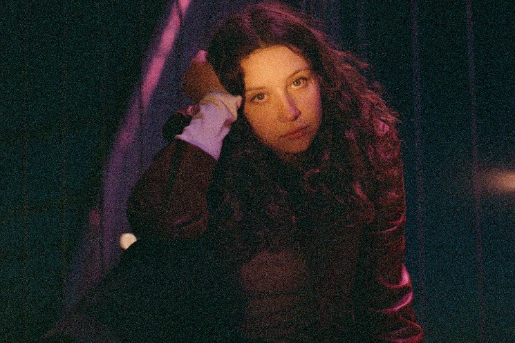 Lia Pappas-Kemps Debuts Intimate Single "Sad in Toronto" │ Exclaim!