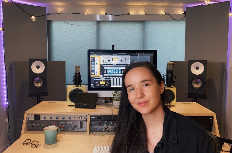 Sarah MacDougall Writes a New Type of Breakup Song on "Downfall" │ Exclaim!