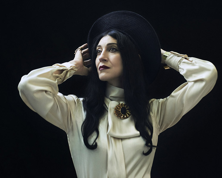 Floria Sigismondi's 'The Turning' Showcases the Horrors of Being a ...