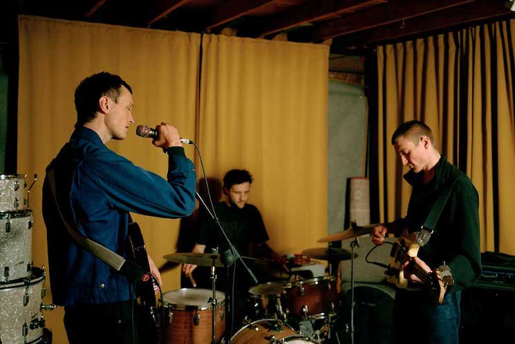 Cola Announce 'Deep in View' Deluxe Edition, Plot International Tour ...