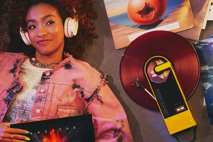 Bring Your Vinyl Anywhere with the Sound Burger │ Exclaim!