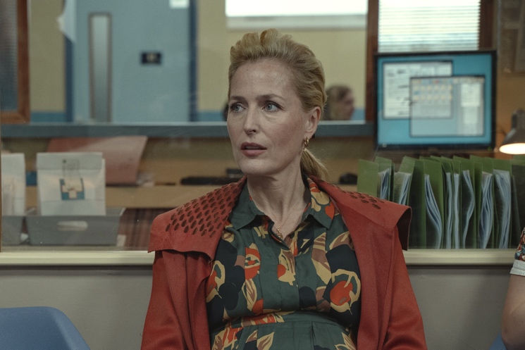 Gillian Anderson Says She Will Join 'Community' Movie After Joel McHale ...