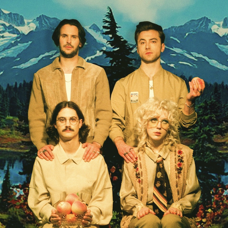 Black Honey Announce Album 'A Fistful of Peaches,' Share Video for ...