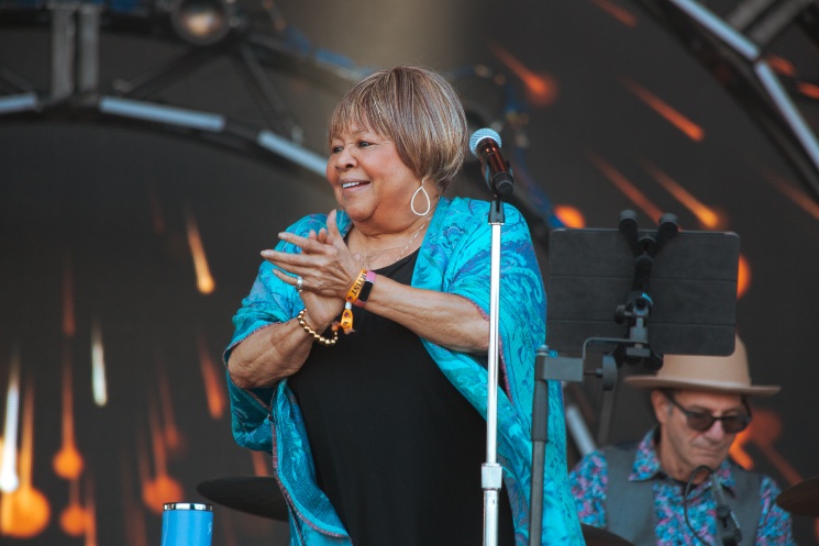 Toronto's 7 Can't-Miss Concerts This Week, Including Mavis Staples ...