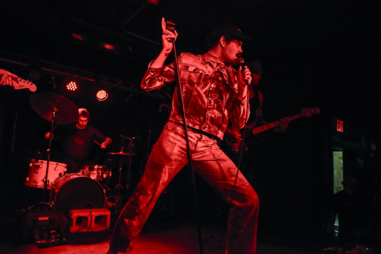 Model/Actriz Brought the Tension to Toronto │ Exclaim!