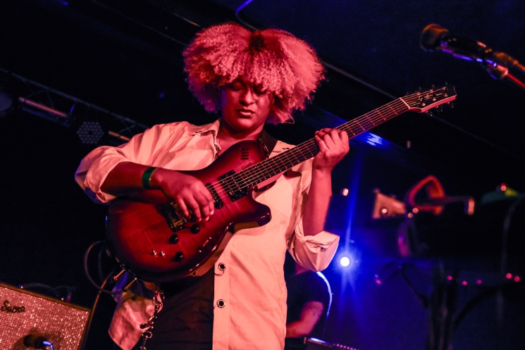 L'Rain Made It Look Easy in Toronto │ Exclaim!