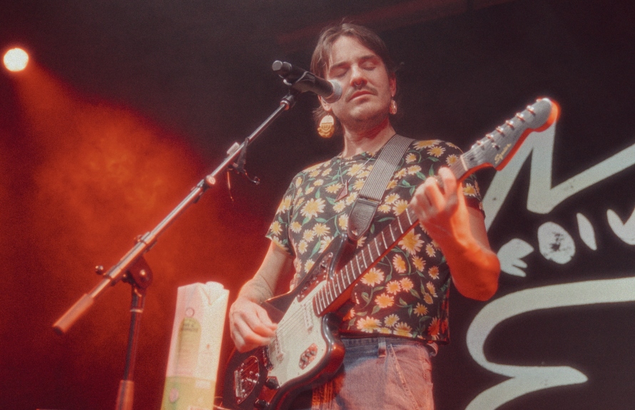Medium Build Completes UMusic Live Video Trilogy with “In My Room ...