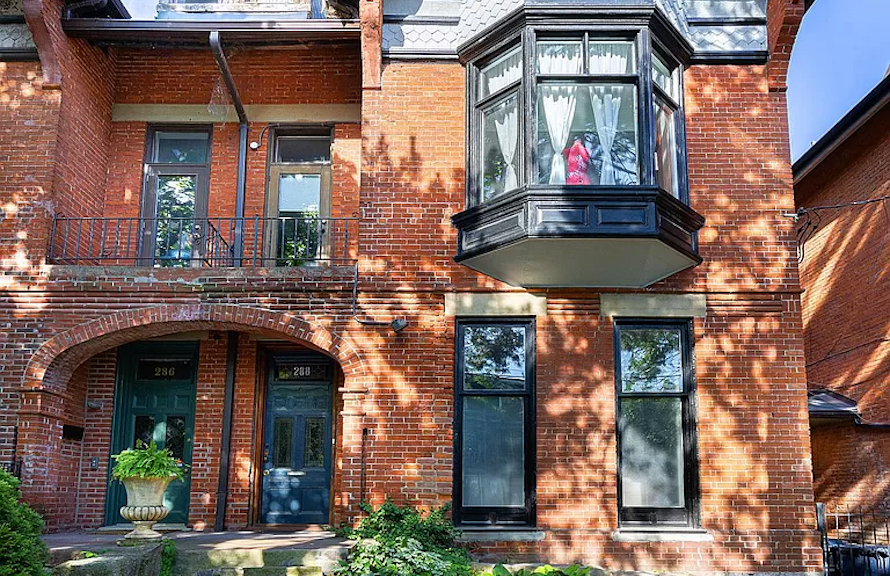 The 'Kenny vs. Spenny' House Is Up for Sale │ Exclaim!