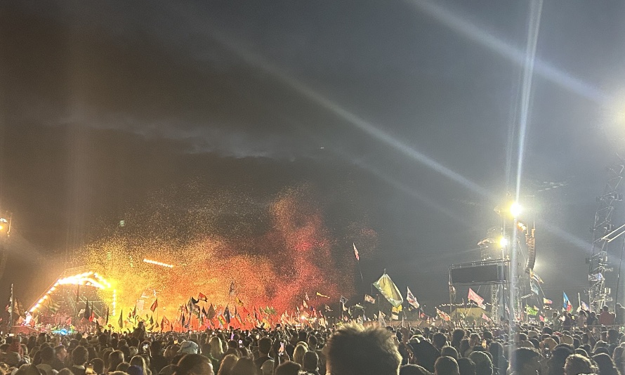 Glastonbury 2024: Good Vibes, Nostalgia, Soccer and the Coldplay Effect ...