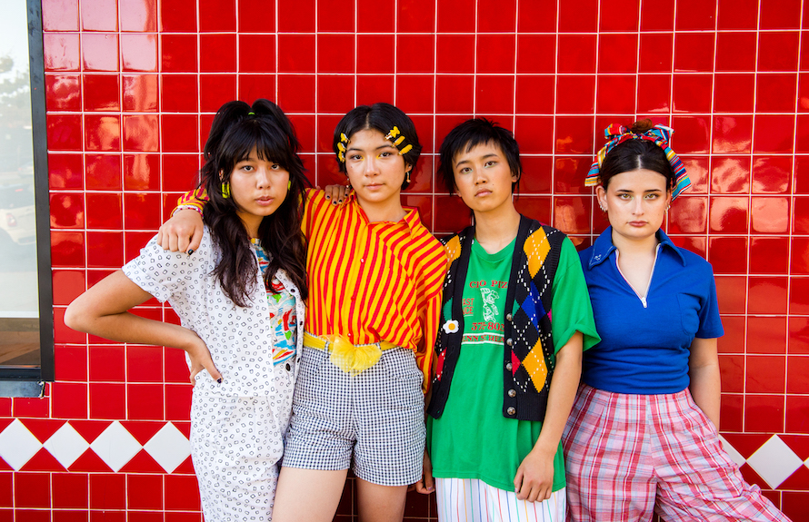 The Linda Lindas Tap "Weird Al" Yankovic for "Yo Me Estreso" │ Exclaim!