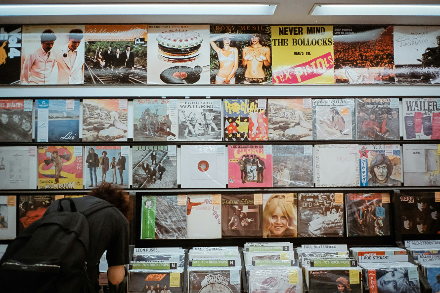 US Vinyl Record Sales Did Not, in Fact, Drop 33 Percent in 2024 │ Exclaim!
