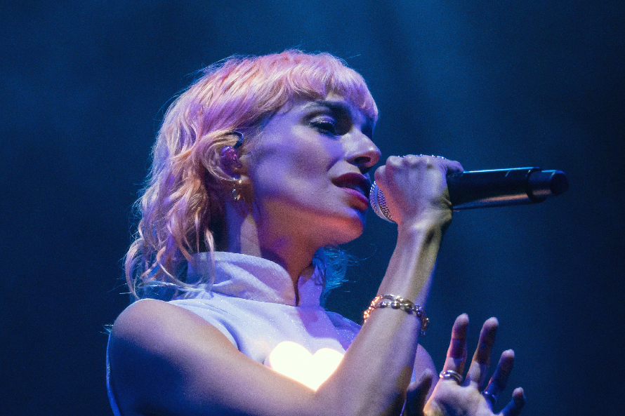 Former L’Impératrice Singer Says She Lost Her Voice After Being "Love ...