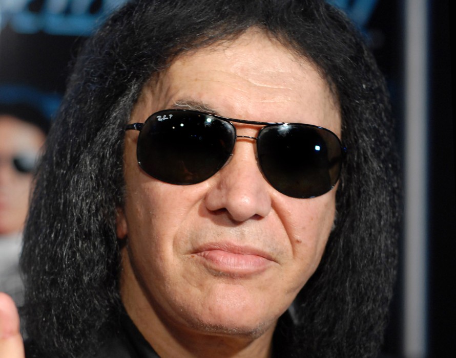 Gene Simmons Compares Trump to Jesus │ Exclaim!