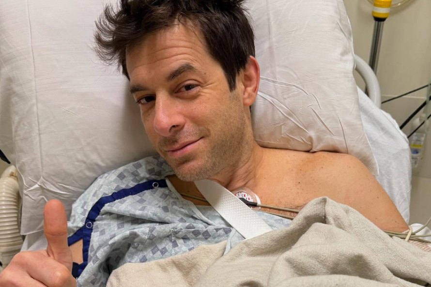 Mark Ronson Recovering from DJing Injury │ Exclaim!