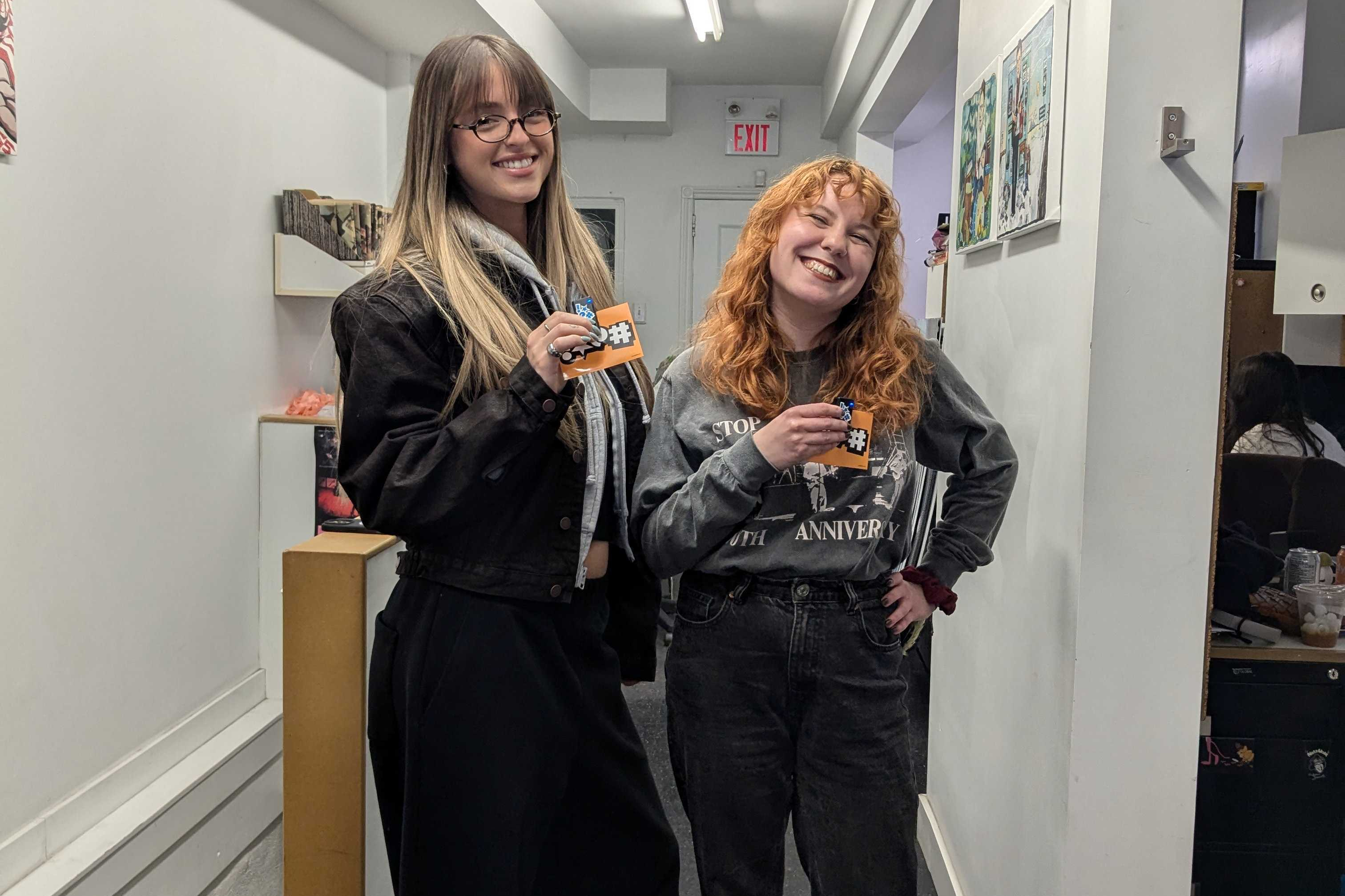 Alicia Moffet Tells You to Dump Him from the Exclaim! Office │ Exclaim!