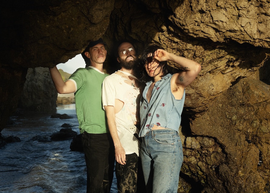 Big Thief Face the Terrible, Beautiful Duality of Everything │ Exclaim!