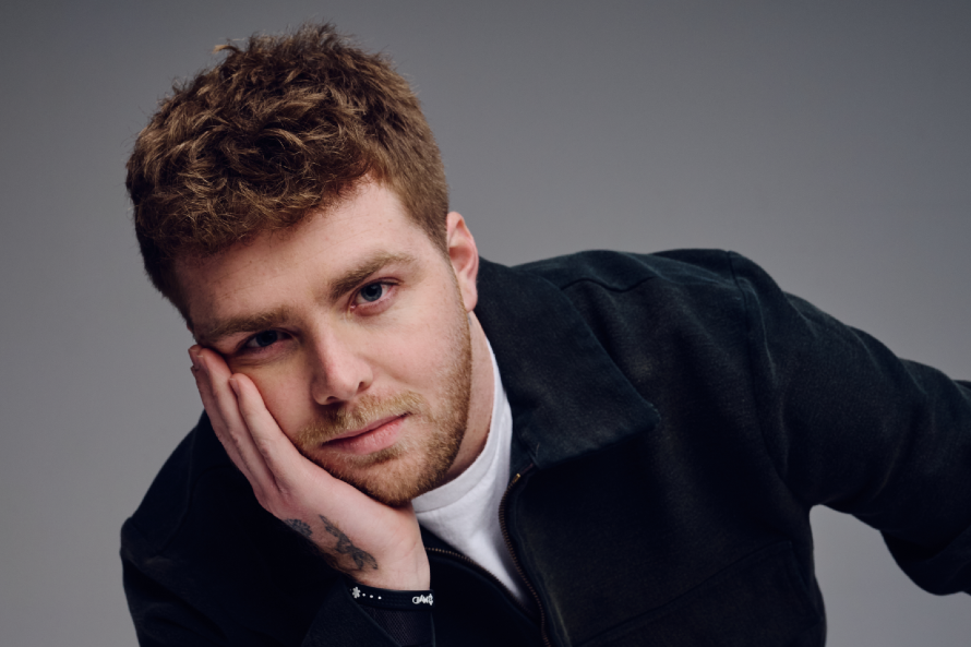 Alex Warren Drops Out of Cavendish's Sommo Festival Due to "Scheduling ...