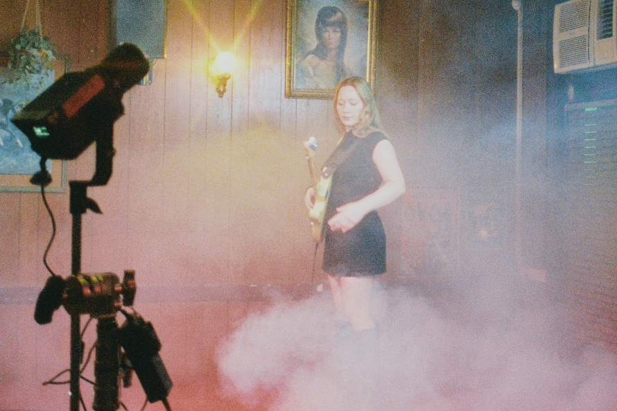 Julia Jacklin Signs to 4AD, Plots World Tour │ Exclaim!